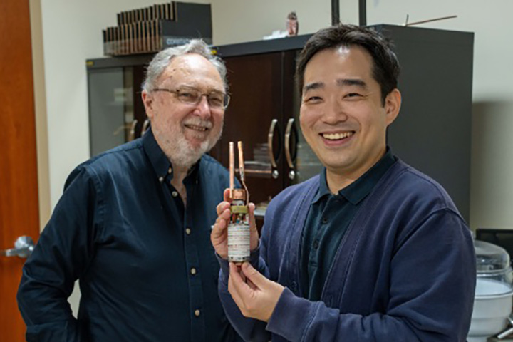 National MagLab - MagLab